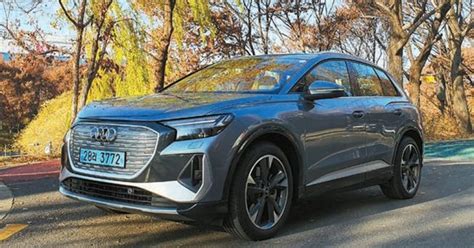 [자동차] ‘e 트론 라인업 확장 통해 프리미엄 수입 전기차 대중화 시대 선도 중앙일보