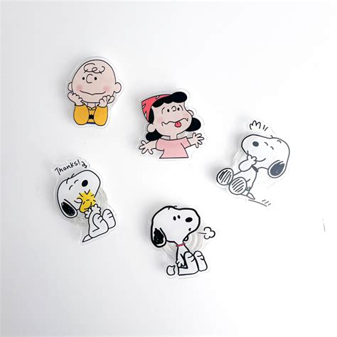 주문폭주 🛍 스누피와 친구들 그립 톡홀더 스마트링 핸드폰거치대 단체 스누피 친구들 에이블리