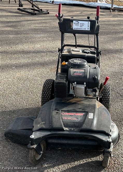 Troy-Bilt TB WC33 XP push mower in Amarillo, TX | Item DK7230 sold | Purple Wave