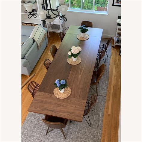 Boconcept Vancouver Dining Table With Extensions Aptdeco