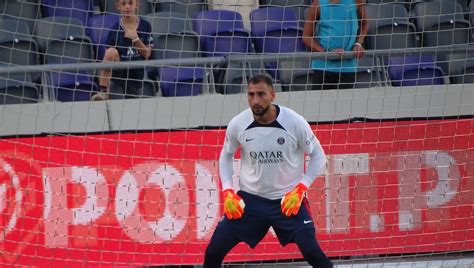 Psg Le Gardien Gianluigi Donnarumma Et Sa Compagne Séquestrés Et