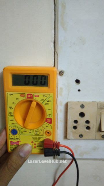 How To Test Wall Outlet With Multimeter