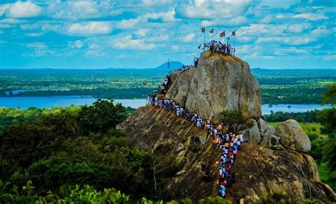 මහානායක හිමිවරුන්ගෙන් ජනපතිට ලිපියක් අරුණ
