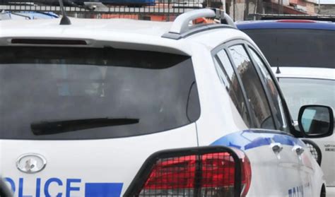 Хванаха 20 нелегални мигранти в бус в Перник шофьорът е избягал Информационна агенция ПИК