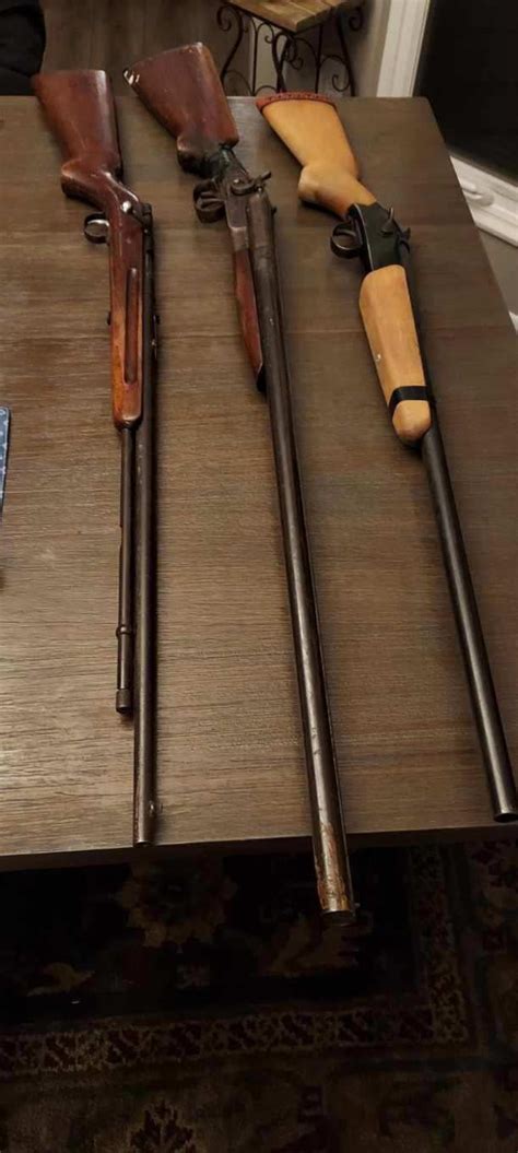 Does Anyone Know What Kind Of Guns The Outer 2 Are R Firearms