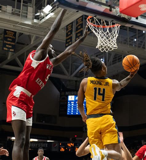 Western Kentucky Tops Racers In Back And Forth Contest The Murray