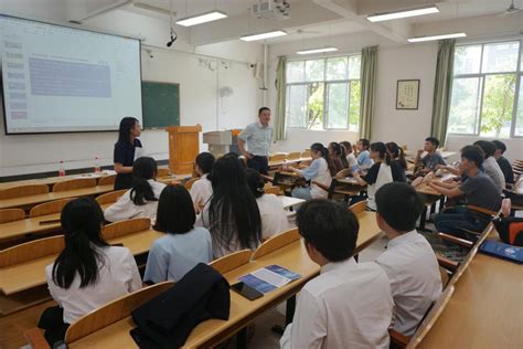多措并举搭平台，筑梦青春促成长——医学检验学院2023年暑期教学实践夏令营活动暨南宁艾迪康医学检验实验室有限公司宣讲会顺利召开 桂林医科大学官网