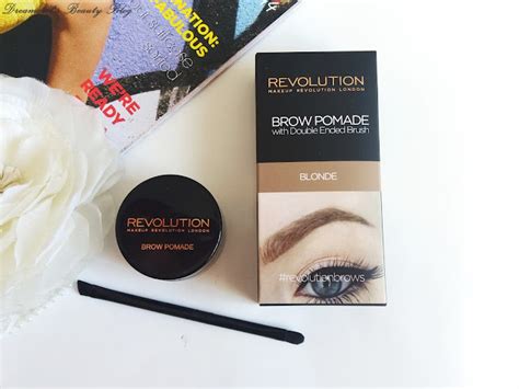Makeup Revolution Brow Pomade Помада за вежди - Dreamgirl's Beauty