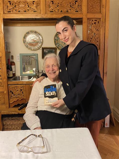A Young Muslim Woman Moved In With A 96 Year Old Jewish Actress And
