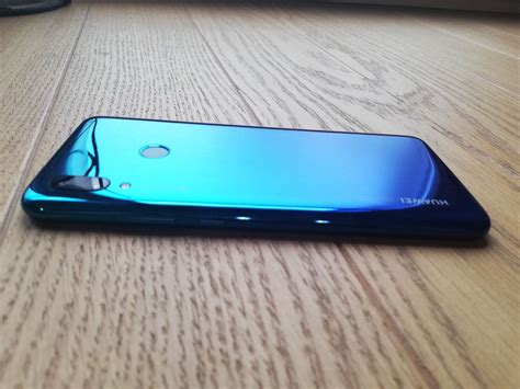 Huawei P Smart 2019 Dobrze wyposażony smartfon w niskiej cenie