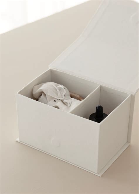 Kayu Signature Volcanic Rock Diffuser Oud Kayu Signature Scent Collection