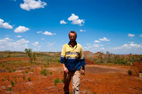 Premium Photo Geologist In The Field