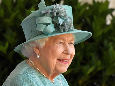 Queen Elizabeth Opens Windsor Castle Private Areas To Public