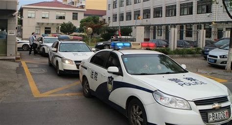 執行攻堅路：周末在家睡懶覺？老賴們，法官叫你起床啦！ 每日頭條