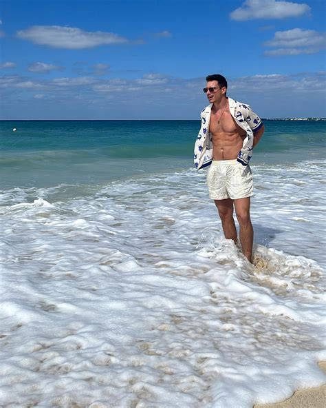 Model Jeff Thomas Dead At 35 In Suspected Suicide