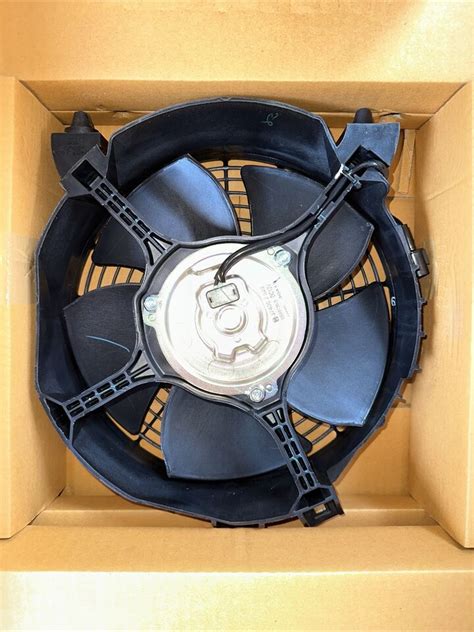 OEM Mitsubishi MN123607 A/C Radiator-Condenser Fan Fits Pajero Sport ...