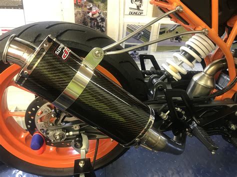 Moto 390