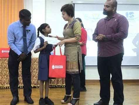 17 Murid Sjkt Lorong Java Terima Bantuan Anak Sekolah Negeri Kita