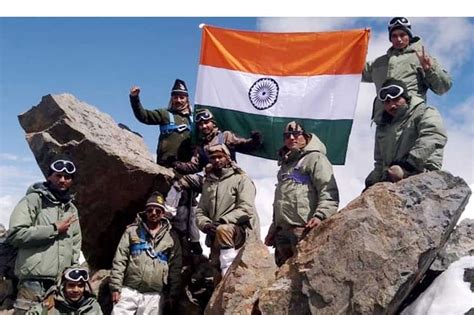 पुण्यतिथि विशेष जानिए परमवीर चक्र विजेता कैप्टन मनोज कुमार पांडे की