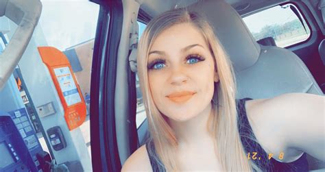 Pretty Eyes And Thiiick Thighs🤤🤤 🔗in The Comments Rprettyeyes