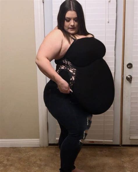 Who Is She Requests Curvage
