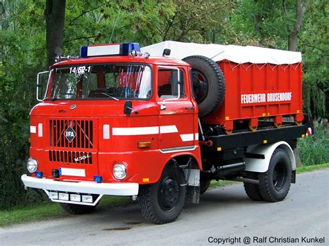 Einsatzfahrzeuge Feuerwehr Fahrzeuge Ddr Fahrzeuge