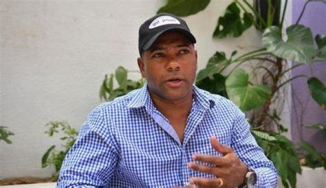 Detienen Al Ex Grandes Ligas Miguel Tejada Cuando Intentaba Salir Del