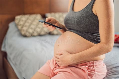 Mobile Pregnancy Online Maternity Application Pregnant Mother Using