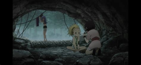 くつしたくん on Twitter くノ一ツバキ 雨に濡れたマフラーや靴を脱いで乾かすハギ https t co