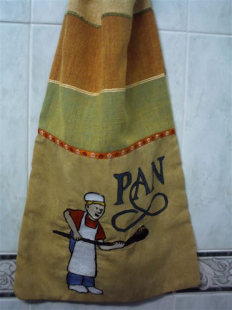 ANUSKA BORDA Y TEJE UNA BOLSA PARA EL PAN