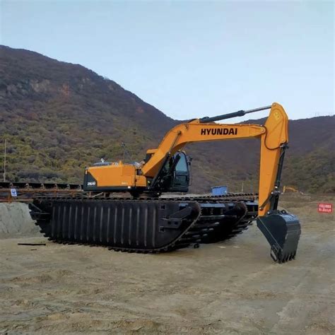 Amphibious Excavator With Extendable Undercarriage Pontoon Alibaba