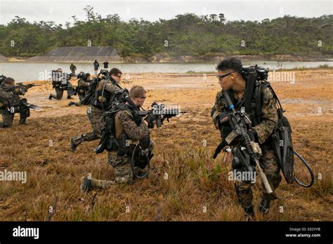 Us Marines Launch An Amphibious Assault During Combatant Diver And Beach Reconnaissance Training