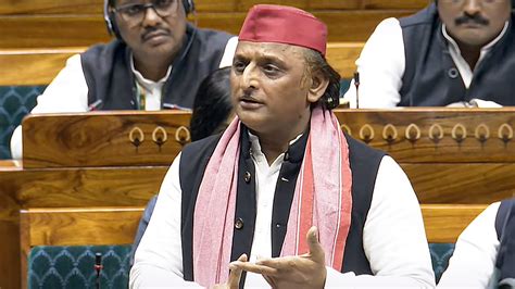 ‘give Kumbh Control To Army Sp Chief Akhilesh Yadav Slams Centre Up