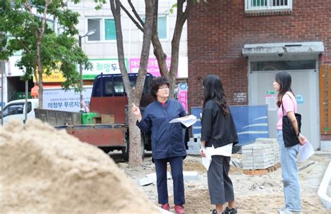 시사프리신문 강북구의회 유인애 부의장 ‘수유2동 공감어린이놀이터 조성공사 현장 방문