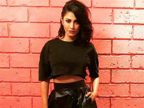 Shruti Haasan On Getting Trolled For Her Lip Job Filmibeat