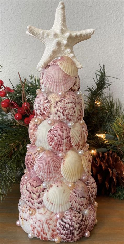 Pin By Patricia Kircher On Shell Crafts Shell Crafts Diy Seashell Crafts Coastal Christmas Decor