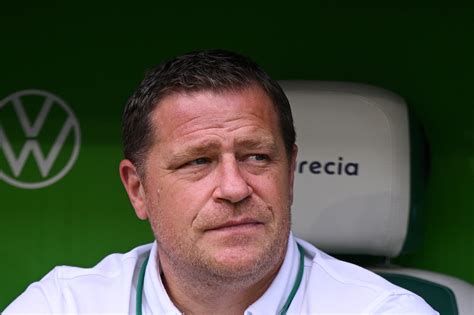 Das Ist Mir Scheißegal Bayern Boss Eberl Legt Sich Mit Reporter An