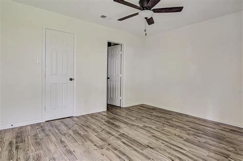 150 Meador Ln Burleson Tx 76028 ®