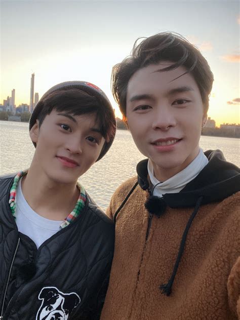 Mengejutkan Selain Johnny Dan Mark Nct Berikut Deretan Idola Kpop