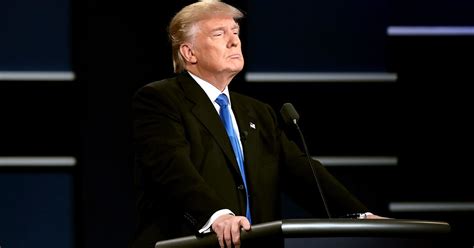 Donald Trump To Dissolve His Charitable Foundation Teen Vogue