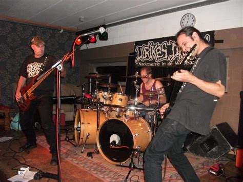 Diy Punks Ulrikes Dream Discuss 20th Anniversary Announce New Lp