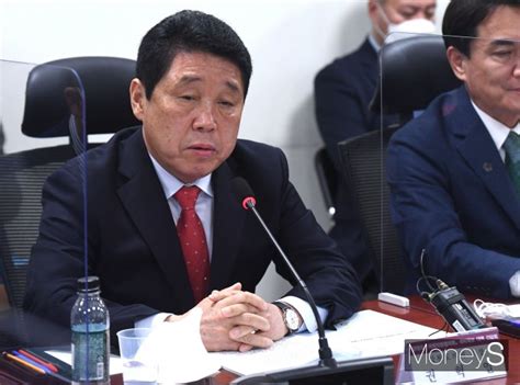 머니s포토 국회 찾은 권혁열 강원도의회 의장 머니s