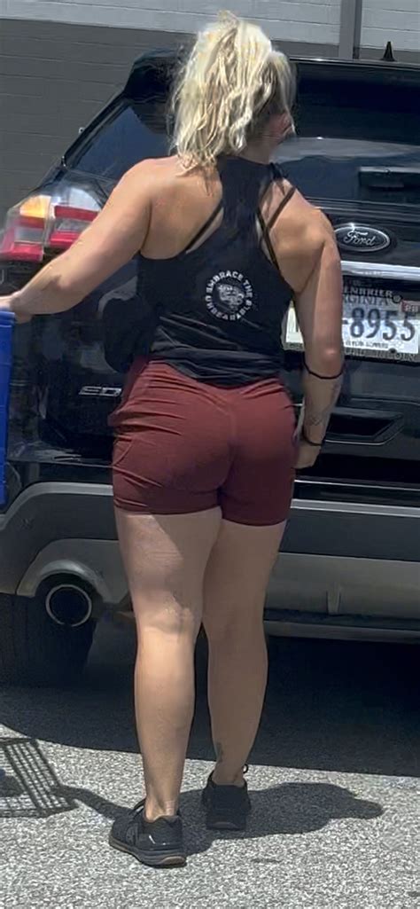 Plump Booty Blonde Mom Forum