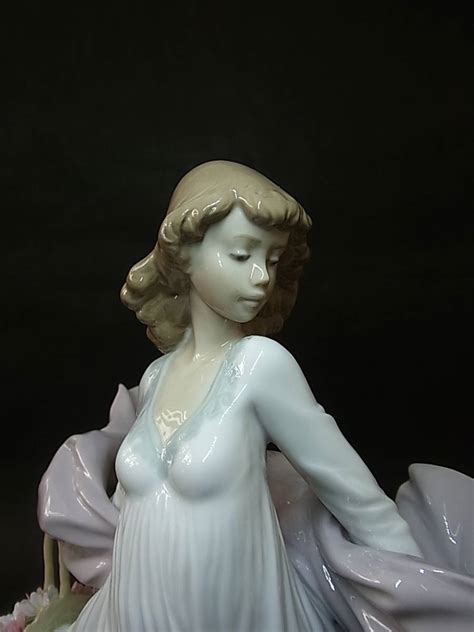 Lladro No Spring Splendor