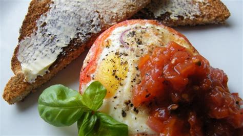 Baked Eggs In Tomato Cups Recipe