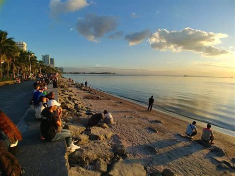 The Manila Bay Before And After Where In Bacolod