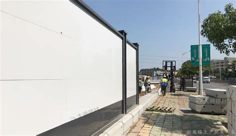深圳钢结构围挡a型 宝安国际艺展中心施工围挡项目案例 深圳宝安围挡 大通围挡生产厂家