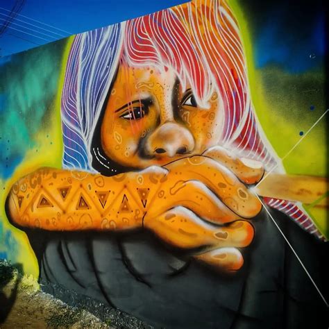 Reporter Parintins Maués ganha murais grafitados projeto