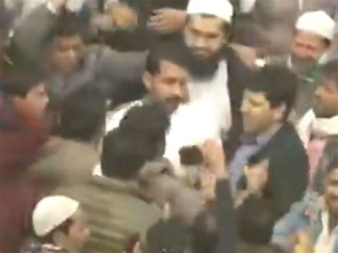 Massive Anti Caa Protest At Delhis Jama Masjid