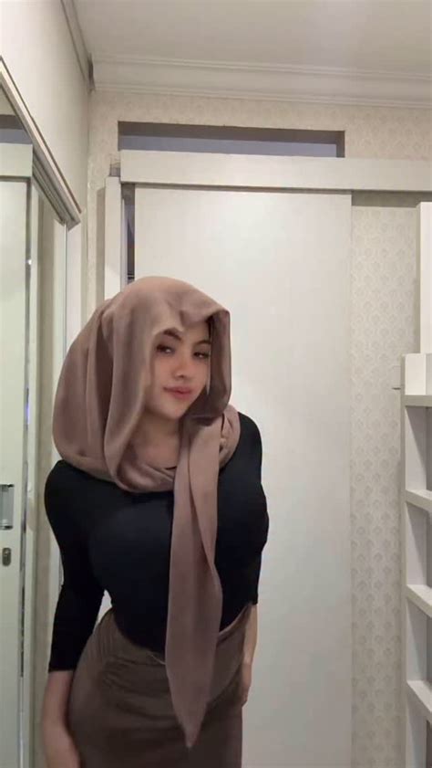 Nadya Novita Sari | Tiwas opo? | Instagram